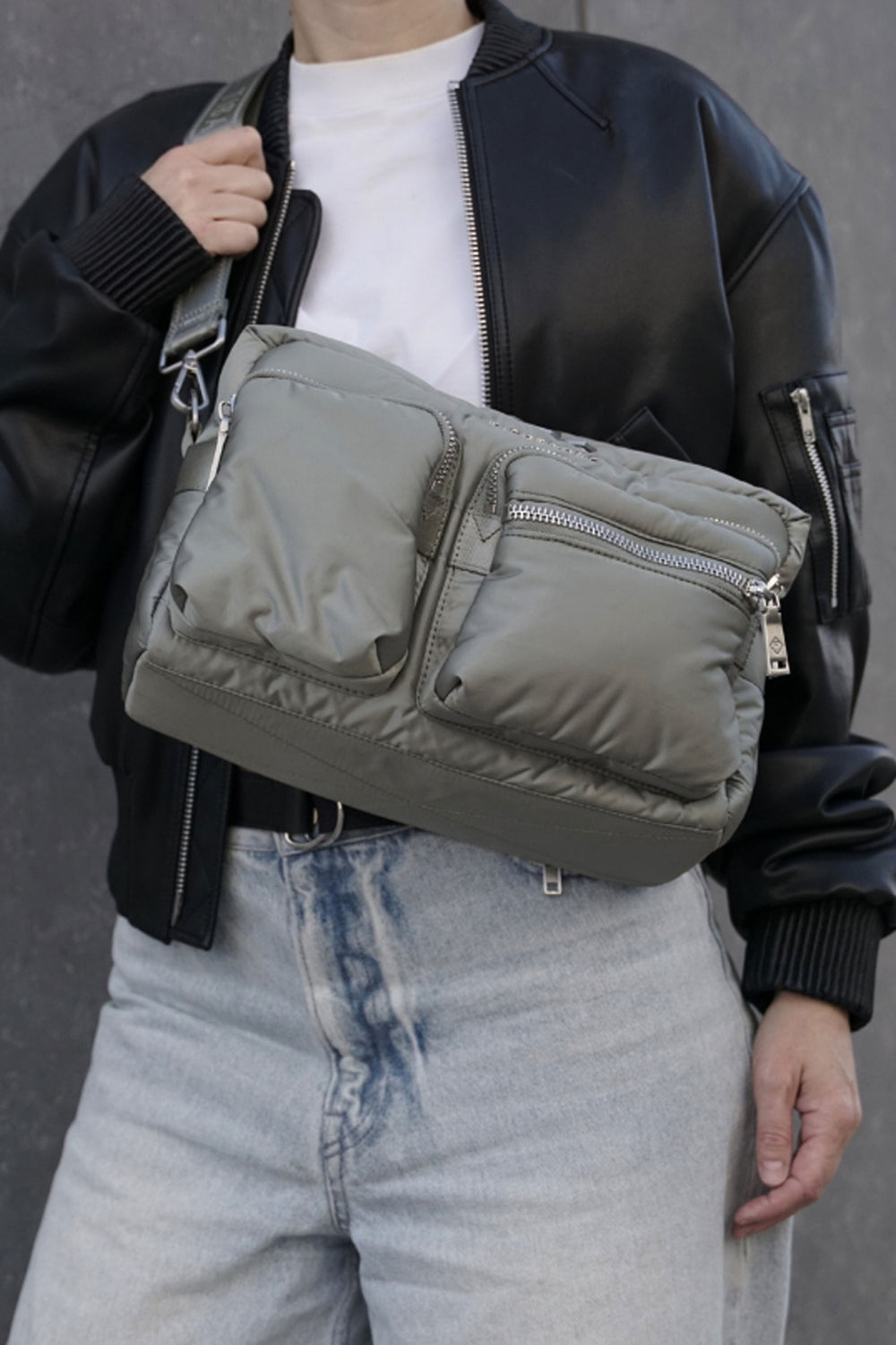 Axel Buggy Organiser / Changing Bag Sage - Tiba + Marl